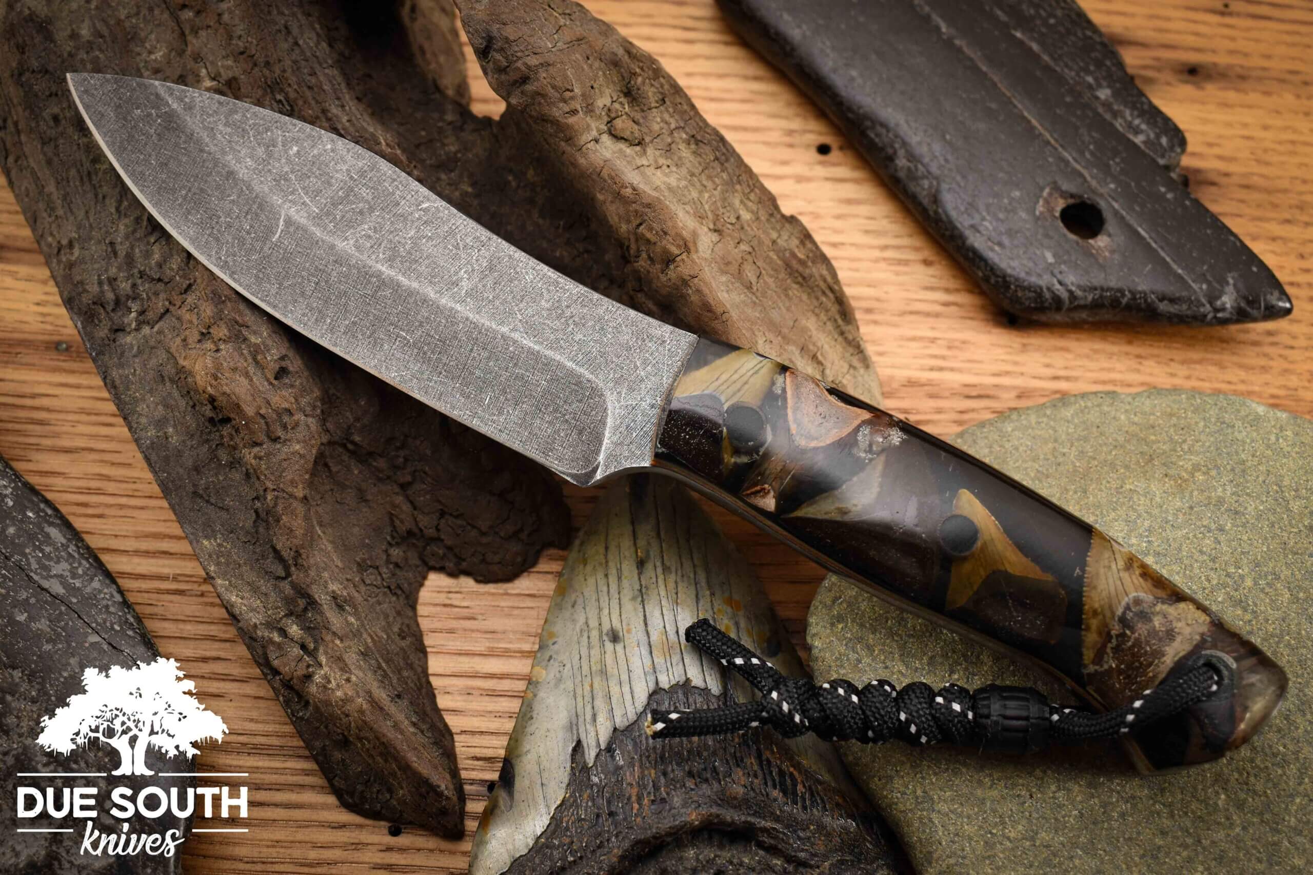 Custom Drop Pt Knife: Due South Handmade Hoser Belt for sale